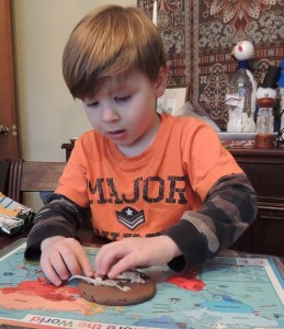 Create your own Dinosaur Fossils – Naturally Educational